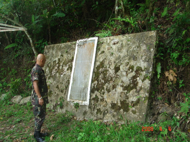 President Ramon Magsaysay & Mt Manunggal, Cebu – Bald Runner